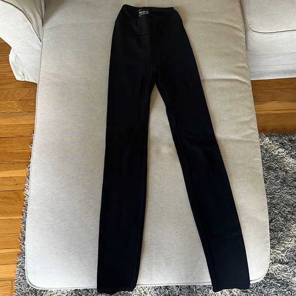Calzedonia | Pants & Jumpsuits | Calzedonia Black Pushup Leggings Size ...